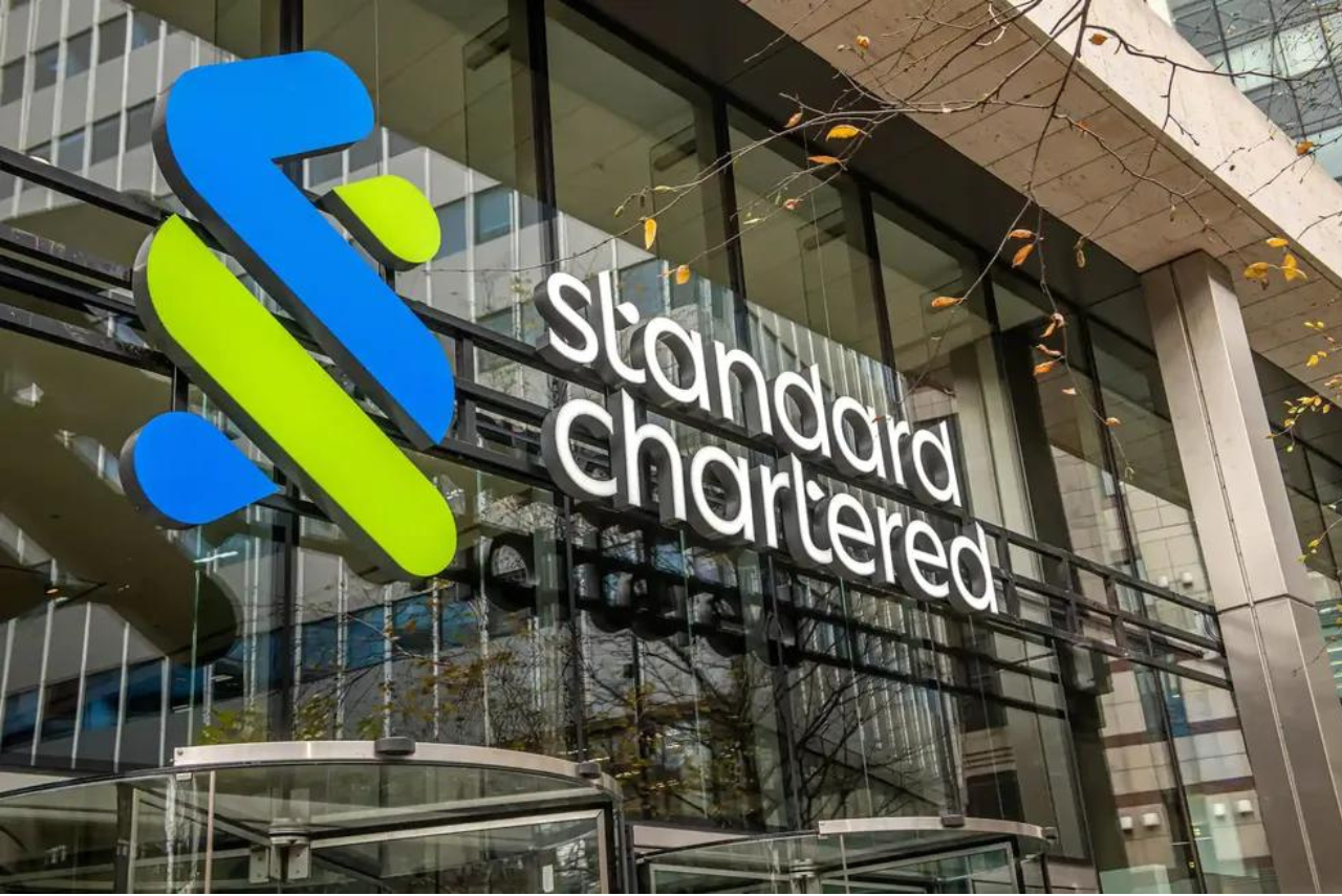 Standard Chartered Debit Card: the best cards for you | UNUM